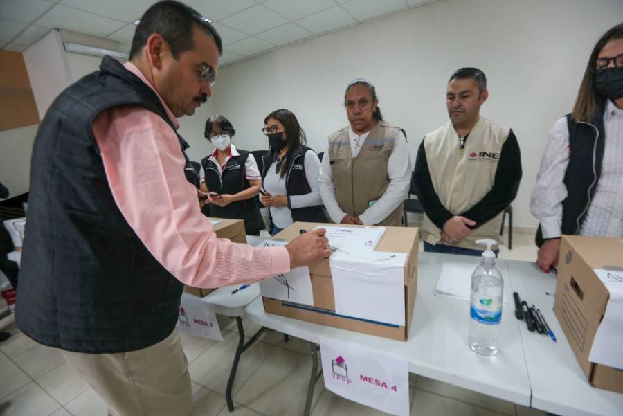 Solicita candidato seguridad ante el INE en Edomex; es el primero en 7 ... Solicita candidato seguridad ante el INE en Edomex; es el primero en 7 ...